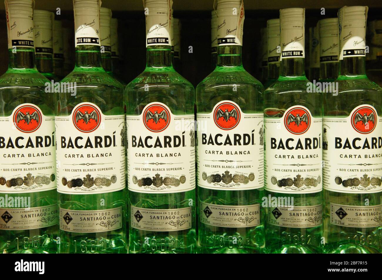 Bacardi white rum hi-res stock photography and images - Alamy
