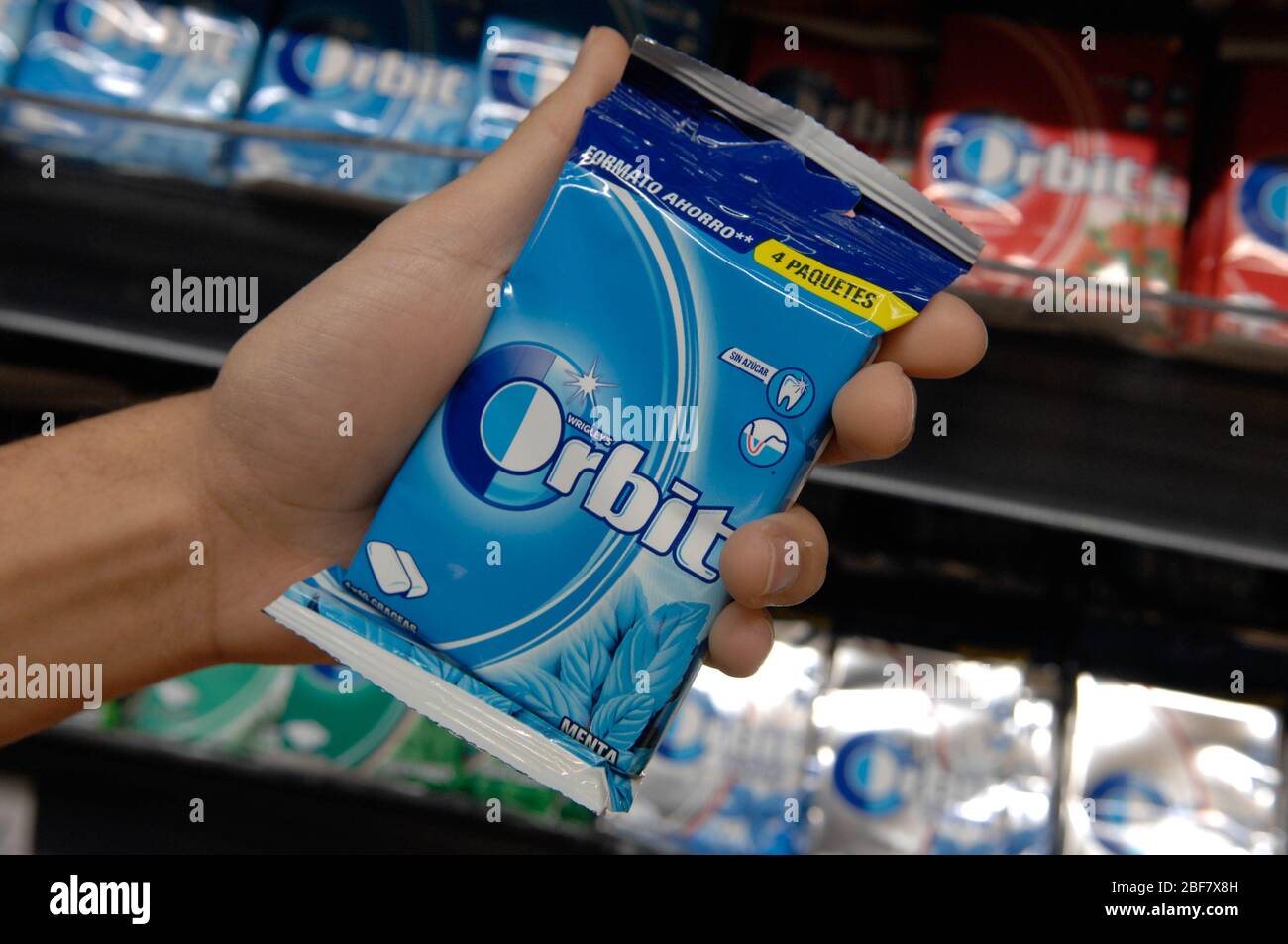 Orbit chewing gum hi-res stock photography and images - Alamy