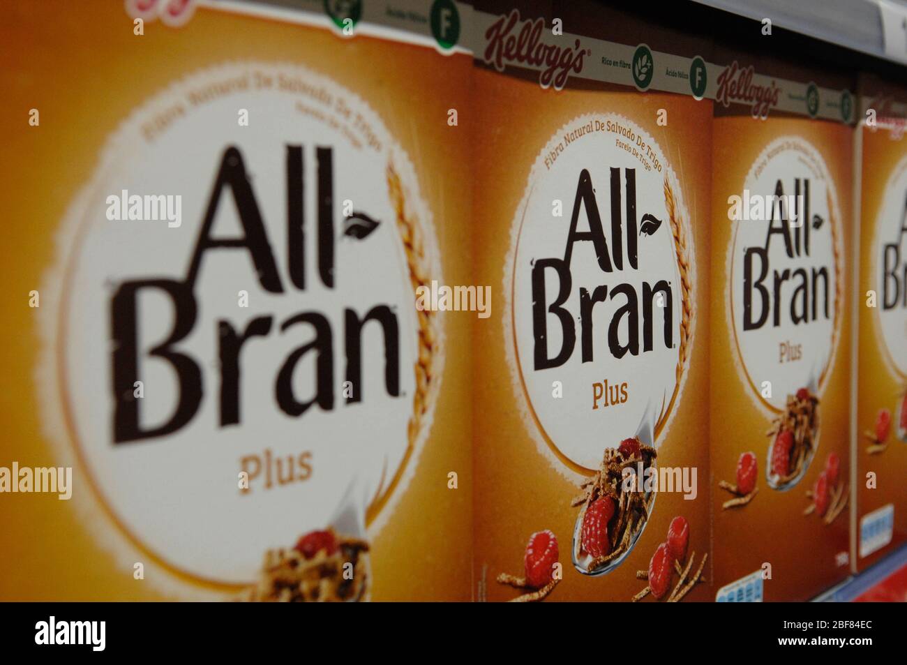All bran plus hi-res stock photography and images - Alamy