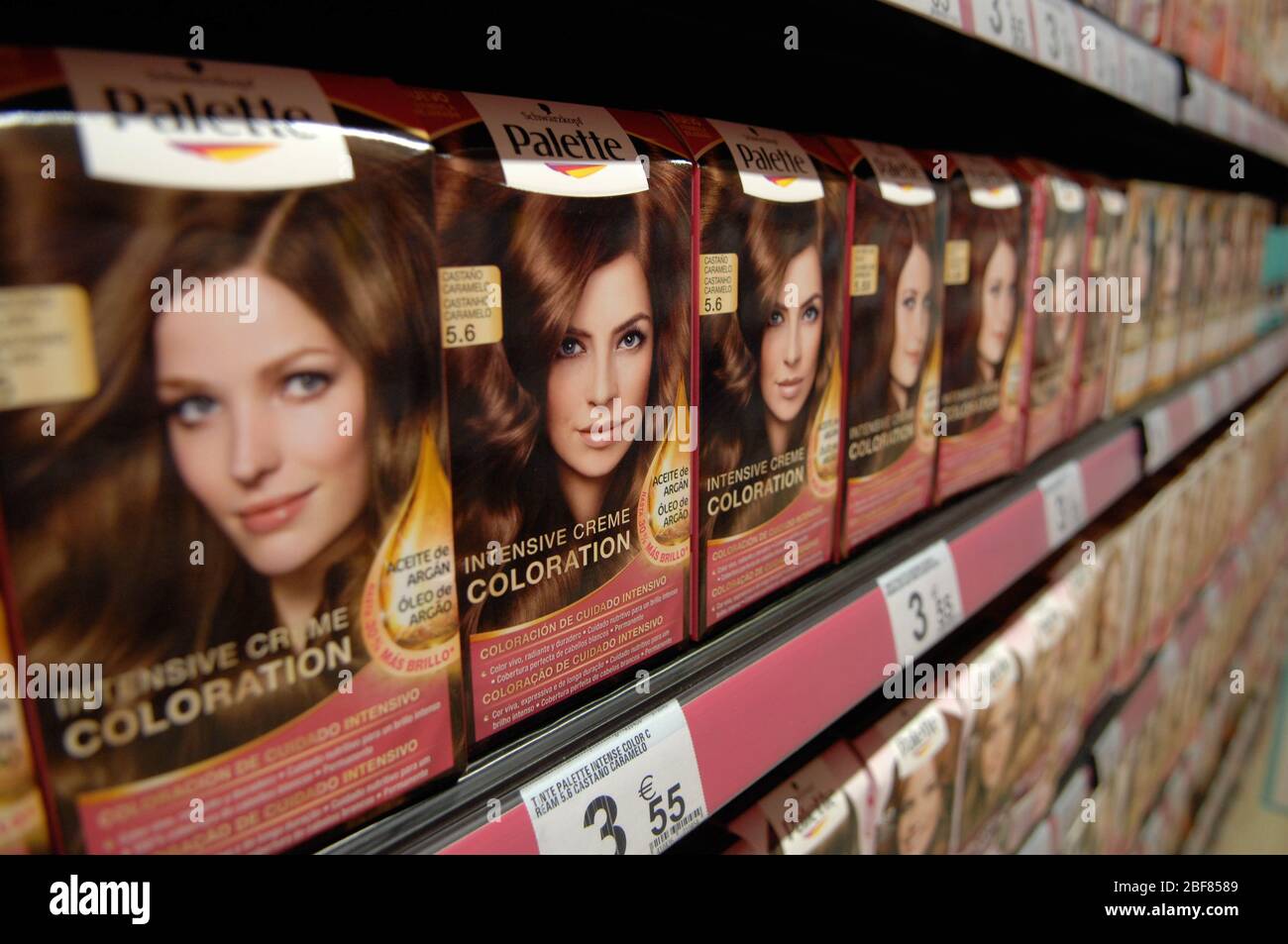 Restore the original hair color hi-res stock photography and images - Alamy