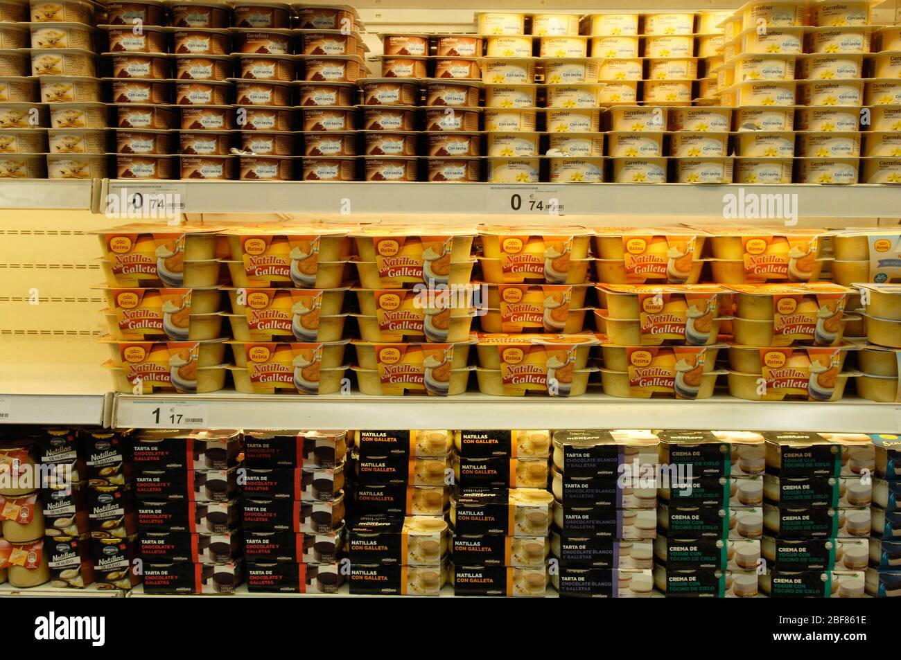 Postres reina hi-res stock photography and images - Alamy