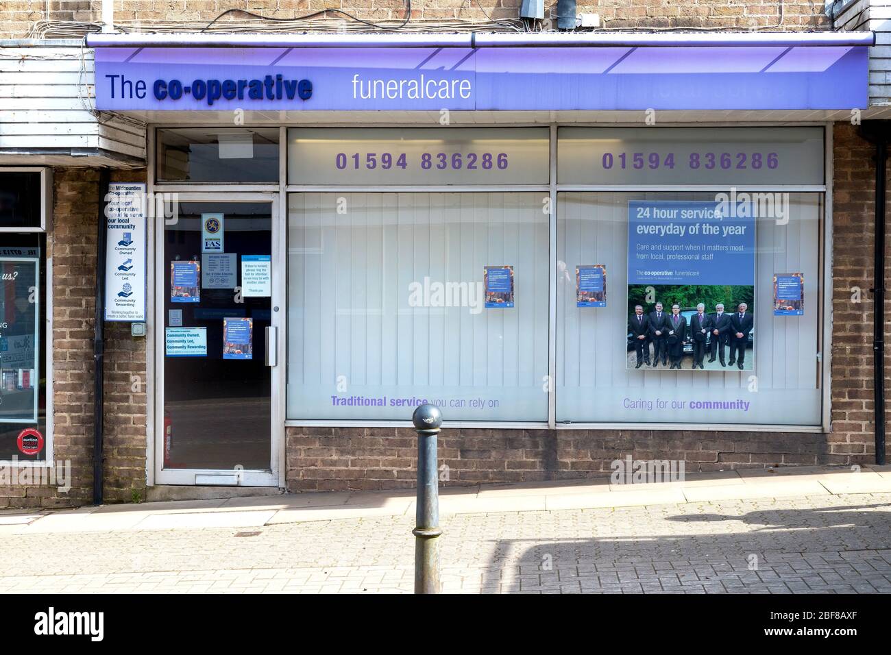 Co op funeral hi-res stock photography and images - Alamy