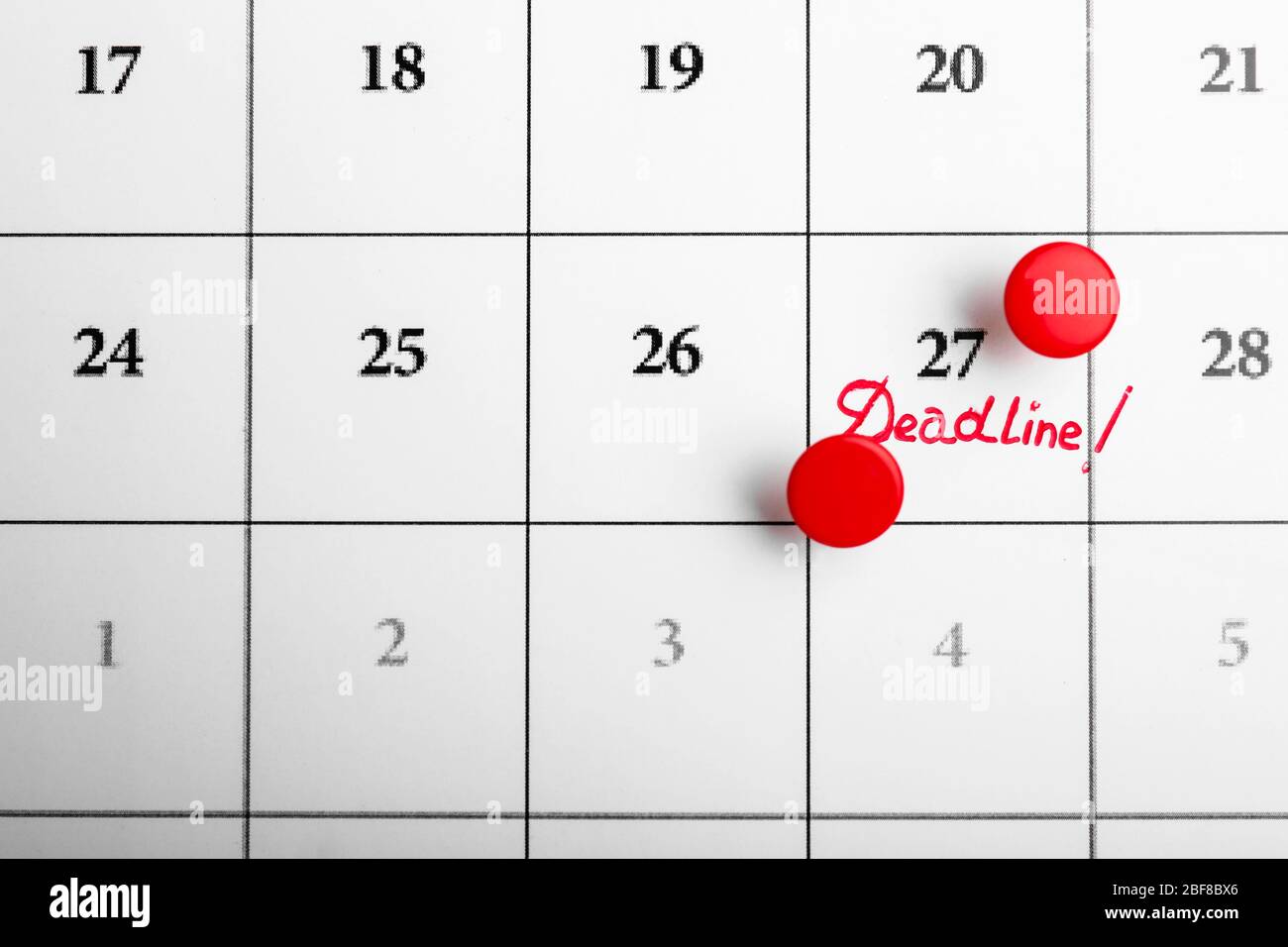 Calendar with marked date, closeup. Deadline concept Stock Photo - Alamy