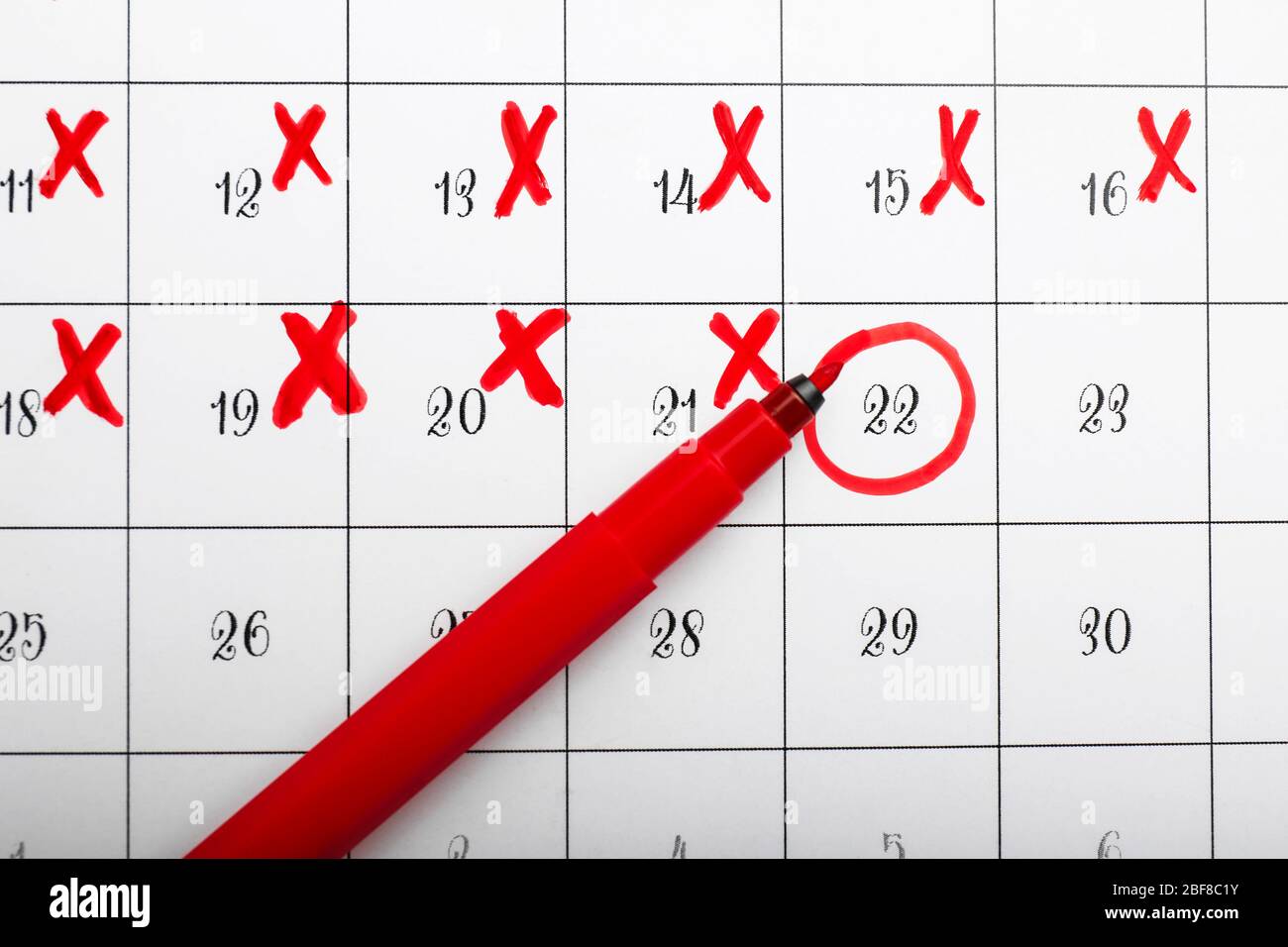 Calendar with marked date, closeup. Deadline concept Stock Photo - Alamy
