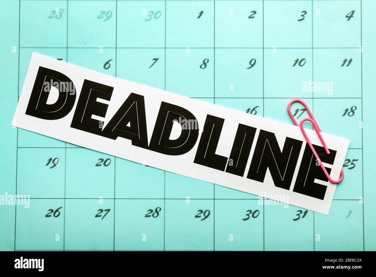 Calendar with word DEADLINE, closeup Stock Photo - Alamy