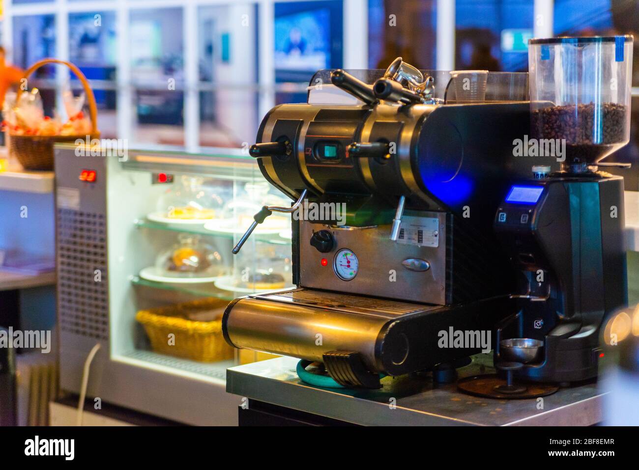 Self service coffee bar hi-res stock photography and images - Alamy