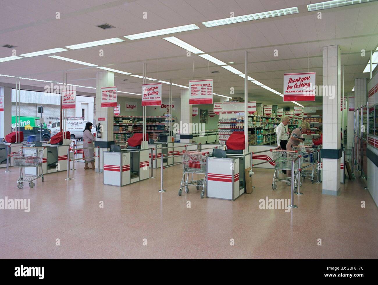 1987 Kwik Save supermarket, Ilford, London, UK Stock Photo - Alamy