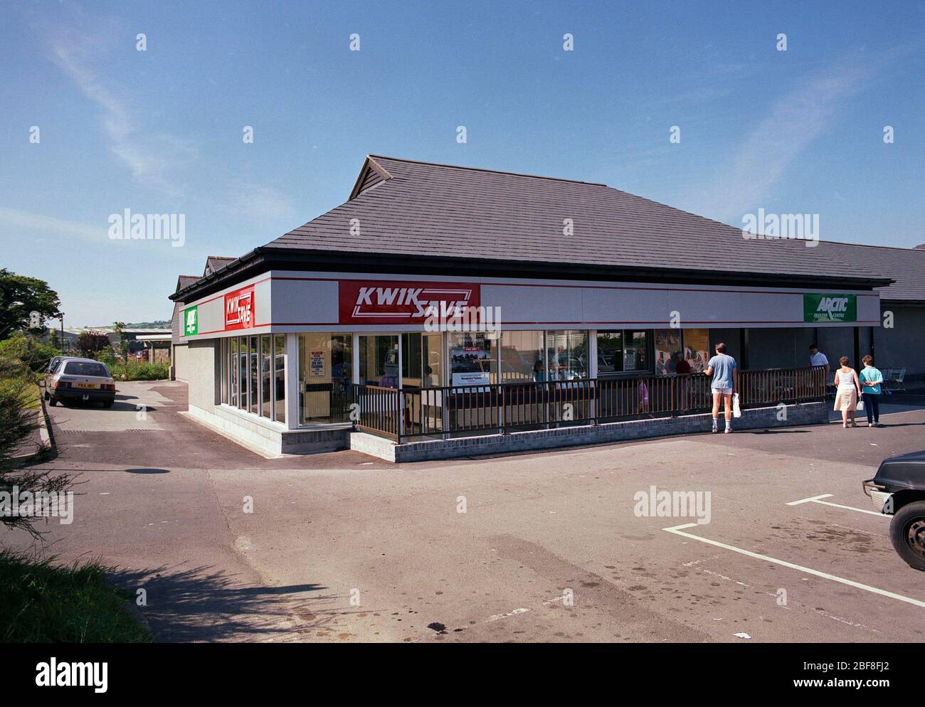 Kwik save 1980s hi-res stock photography and images - Alamy