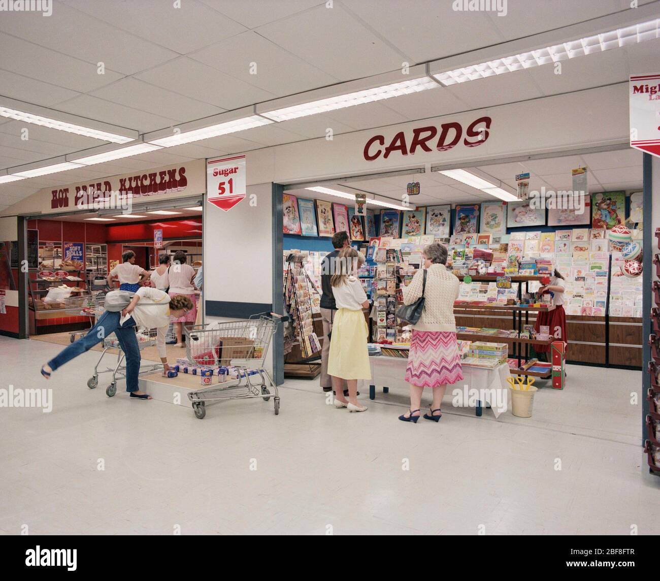 Kwik save 1980s hi-res stock photography and images - Alamy