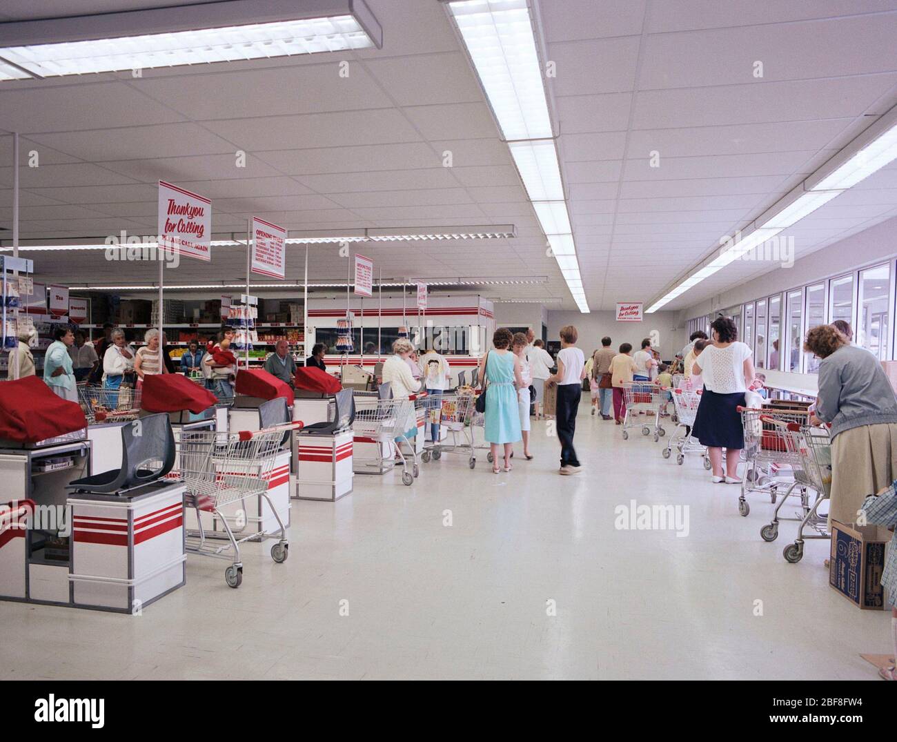 1980s shopping kwik save hi-res stock photography and images - Alamy