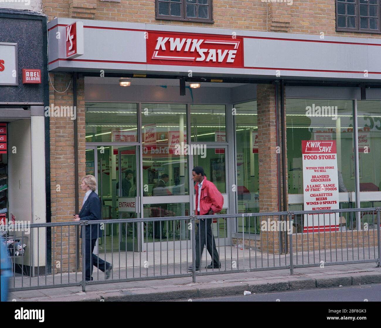 Kwik save 1980s hi-res stock photography and images - Alamy