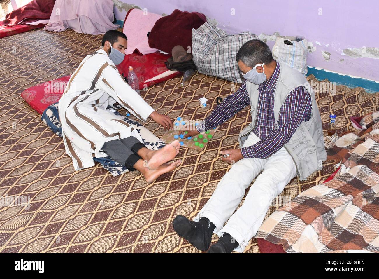 Two homeless men hi-res stock photography and images - Alamy