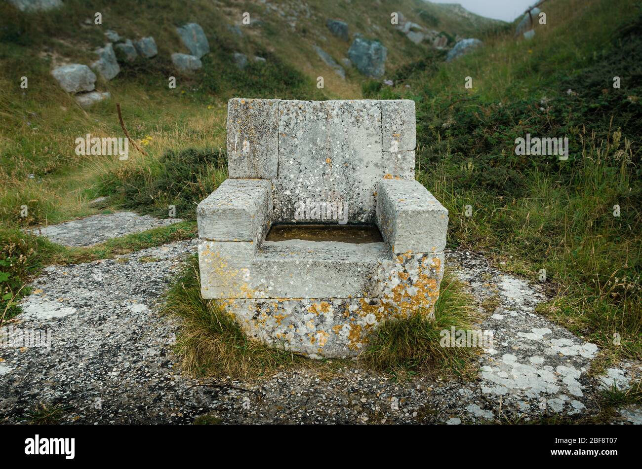The stone throne sculpture at Tout Quarry Nature Reserve and Sculpture ...