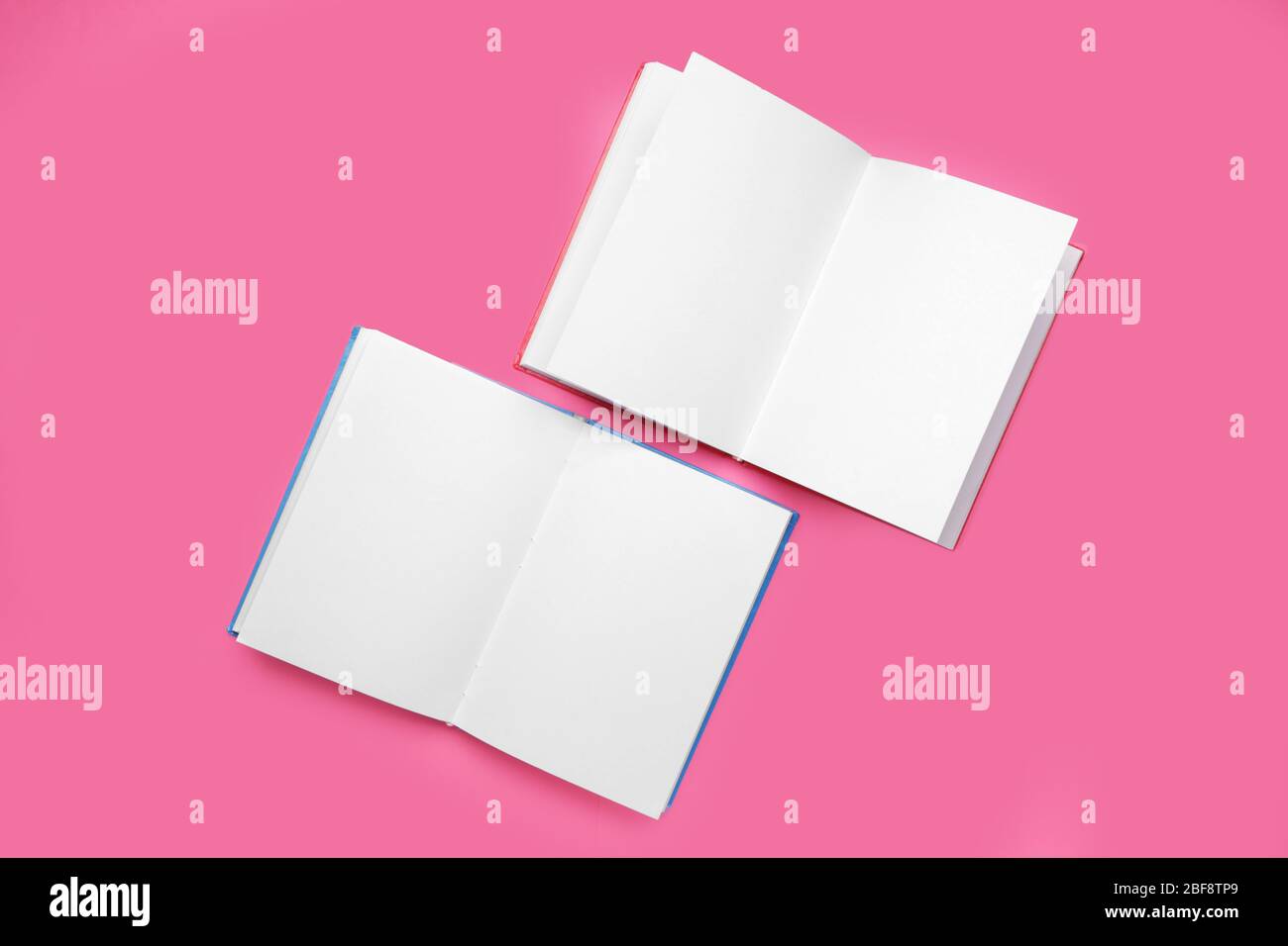 Two open books hi-res stock photography and images - Alamy
