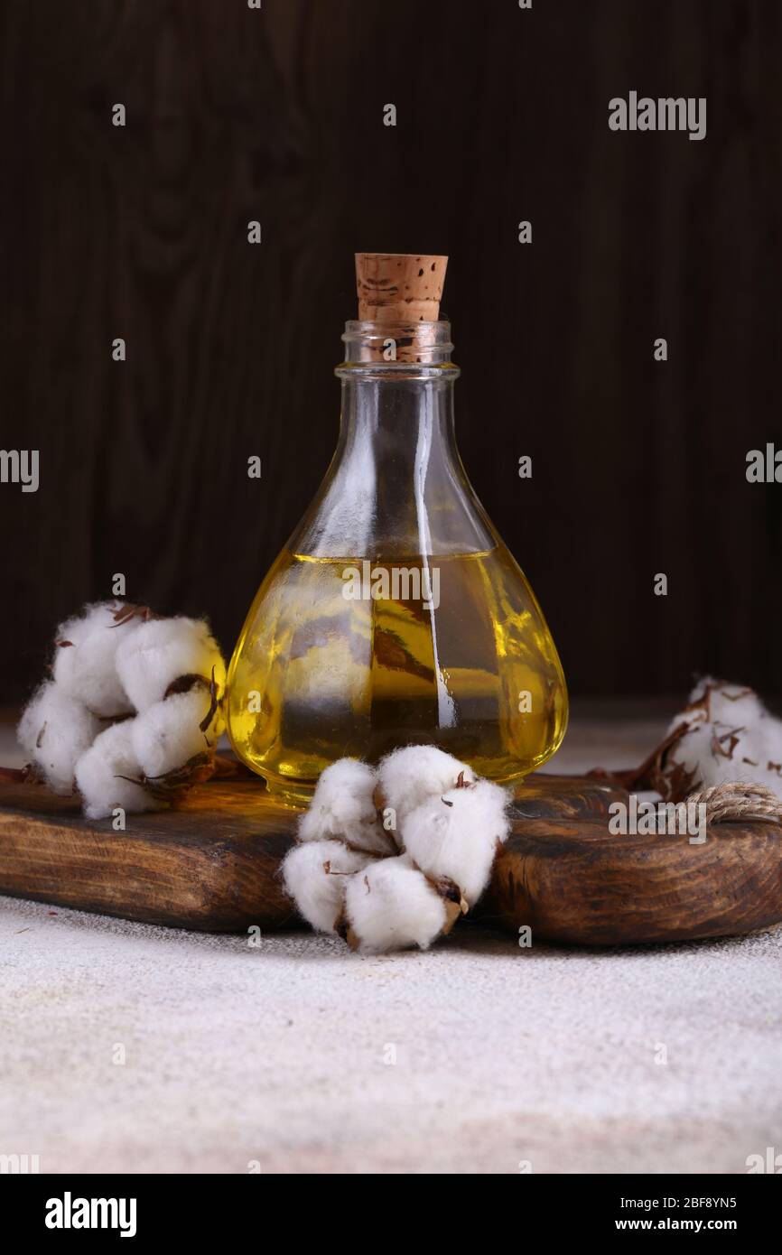 Cottonseed oil hi-res stock photography and images - Alamy
