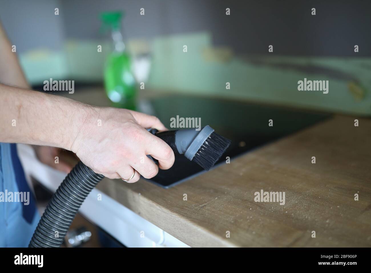 Hose kitchen hi-res stock photography and images - Alamy