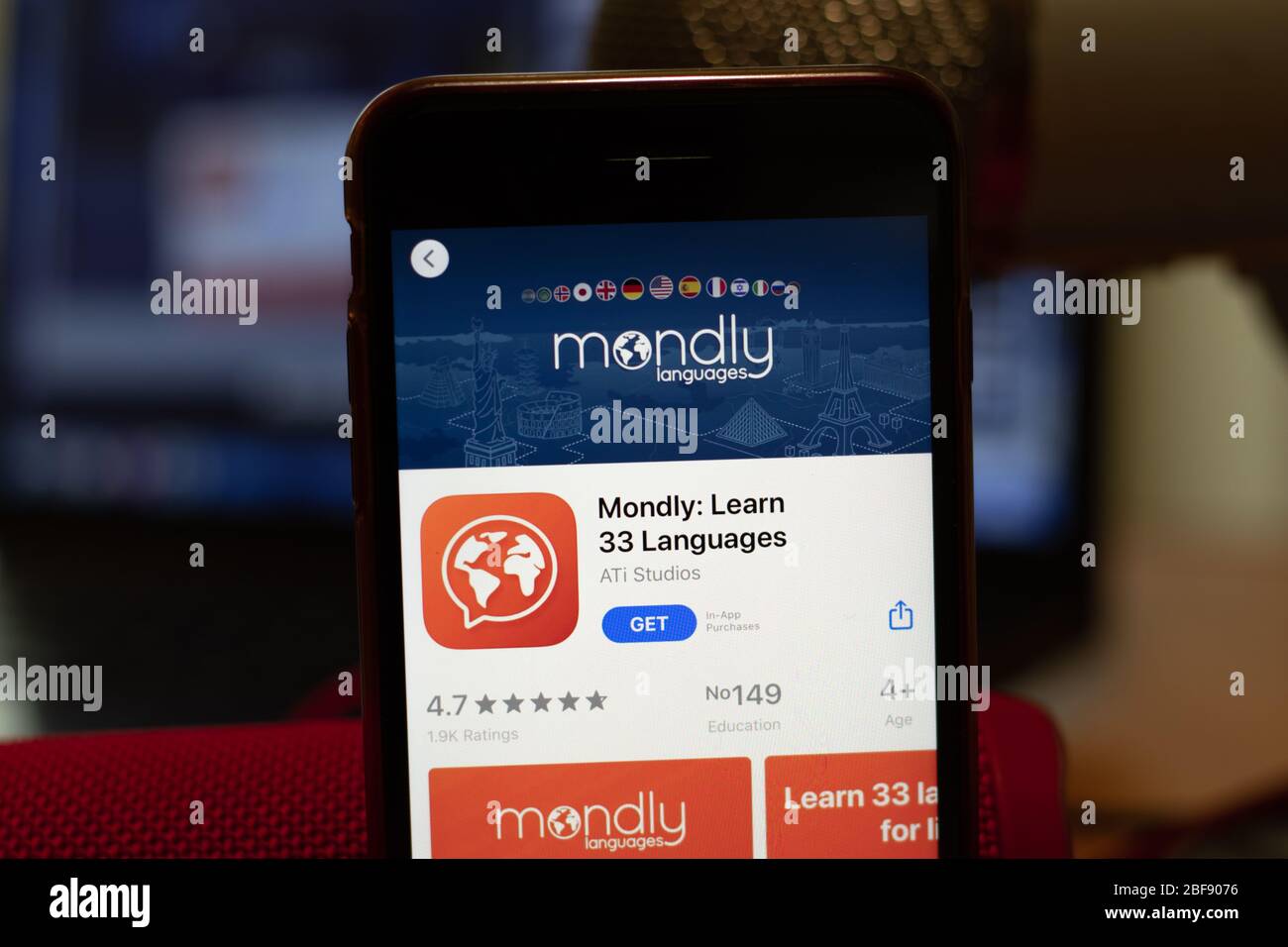 Los Angeles, California, USA - 16 April 2020: Mondly logo on screen ...