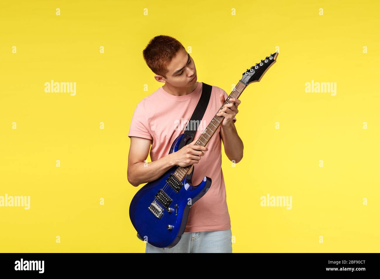 Griff singer hi-res stock photography and images - Alamy