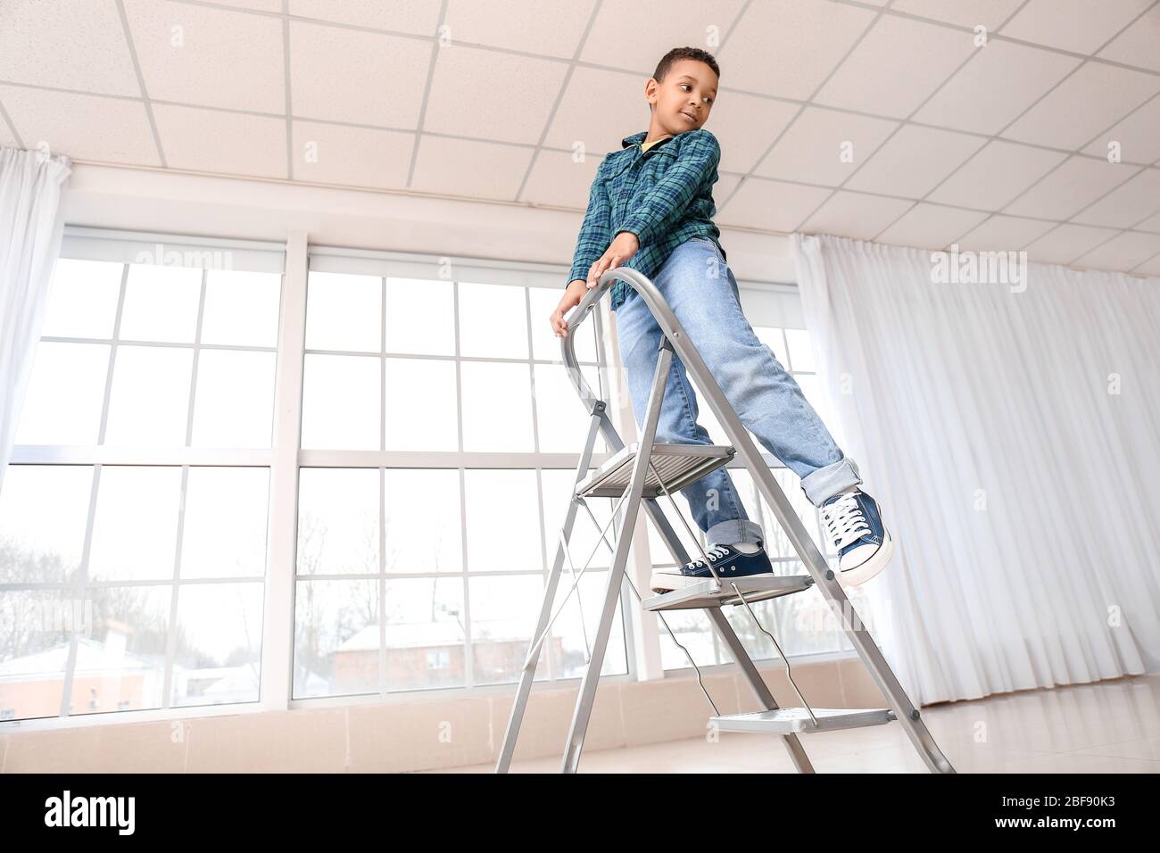 Step ladder accident hi-res stock photography and images - Alamy