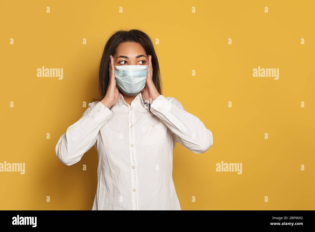 Panicked woman wearing face hi-res stock photography and images - Alamy