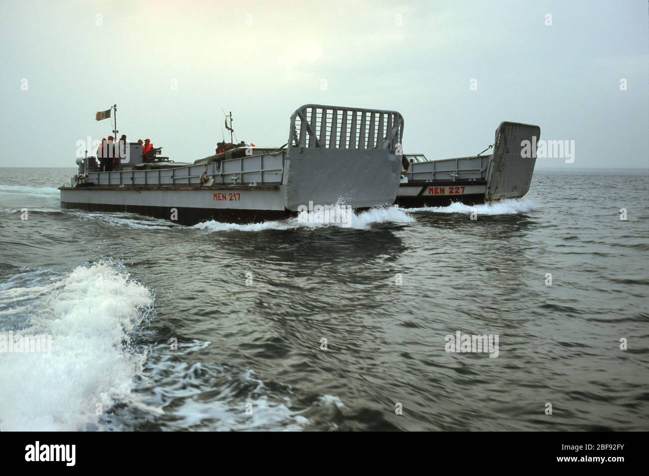 Amphibious landing crafts hi-res stock photography and images - Alamy
