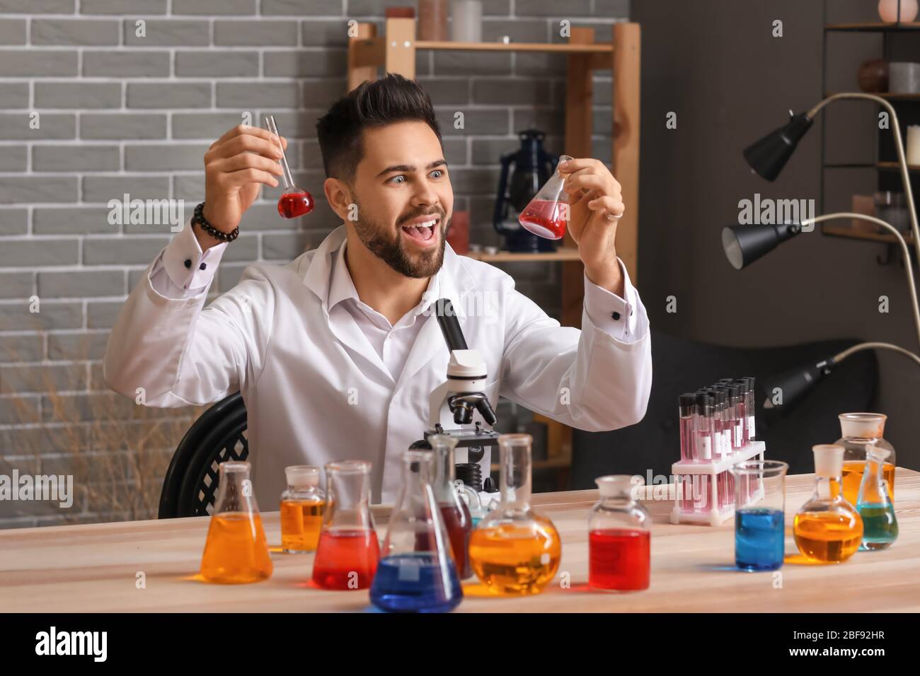 Man crazy inventor hi-res stock photography and images - Alamy