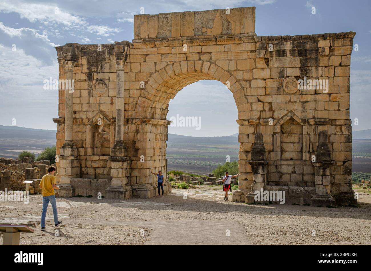 Old Roman ruins in Volubilis Stock Photo - Alamy