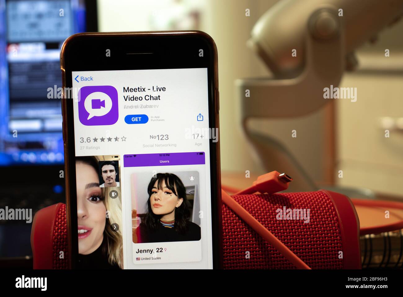 Los Angeles, California, USA - 16 April 2020: Meetix Live Video Chat ...