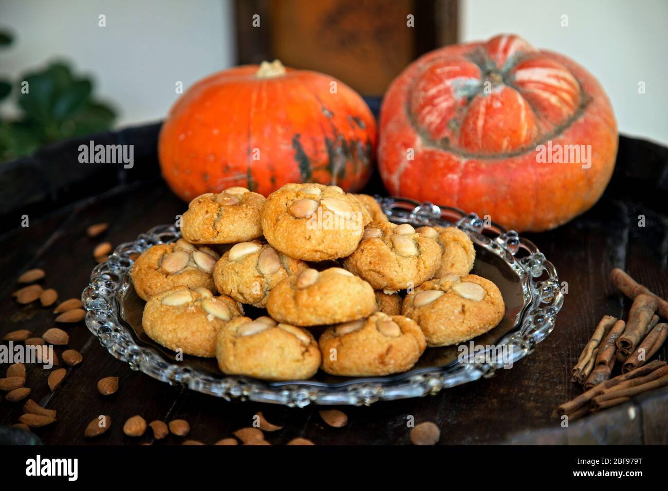 Amygdaloto hi-res stock photography and images - Alamy