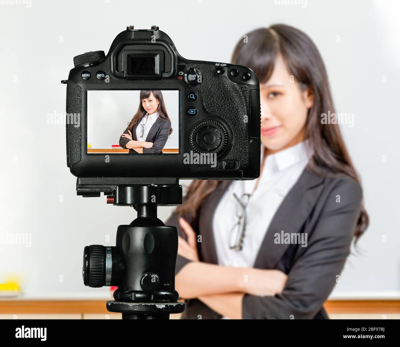 Chinese class e hi-res stock photography and images - Alamy