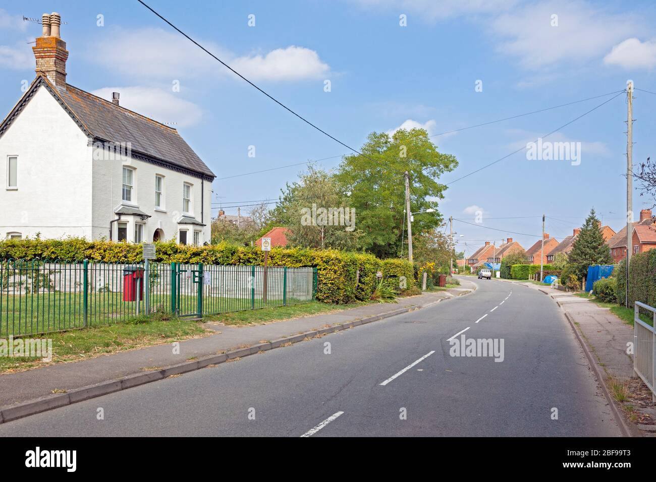 England, Buckinghamshire, Cheddington High Street Stock Photo - Alamy