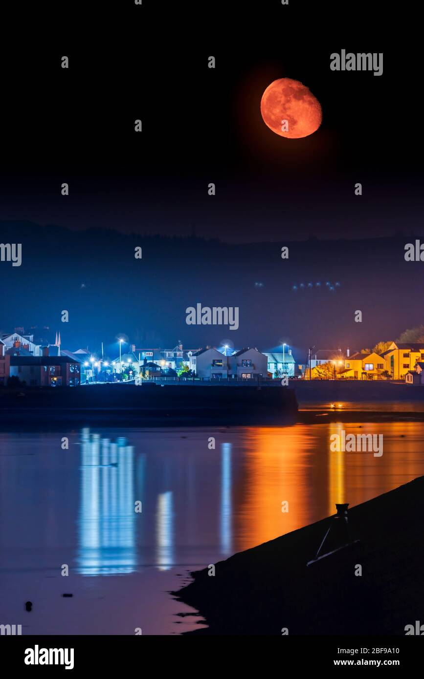 Supermoon over Instow in North Devon. A Supermoon appears when it is at ...