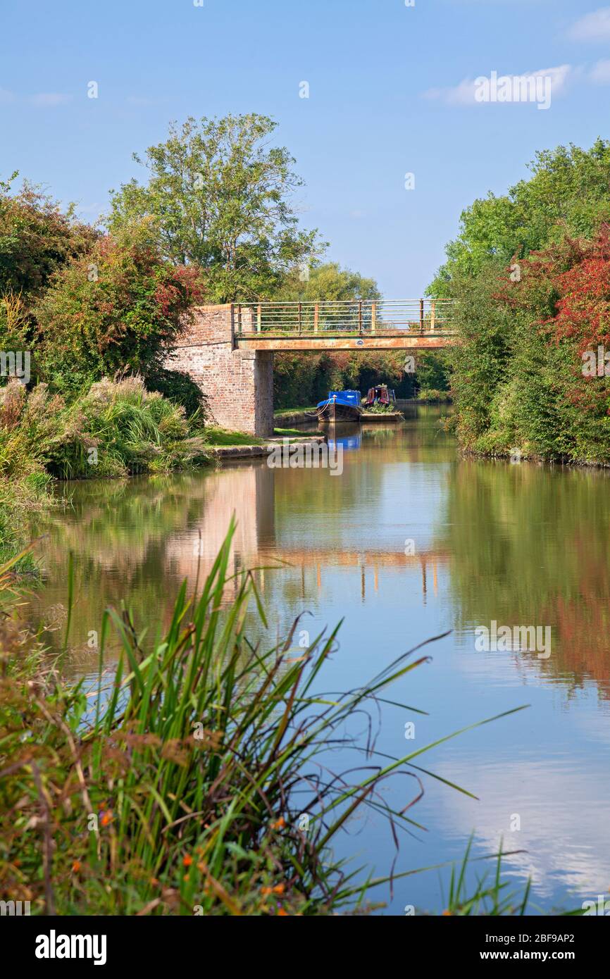 Mentmore bridge hi-res stock photography and images - Alamy
