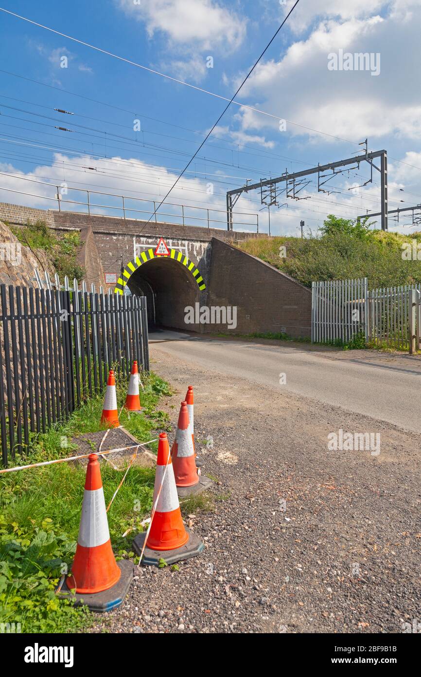 England, Buckinghamshire, Ledburn, Mentmore Bridge (scene of the 'Great ...
