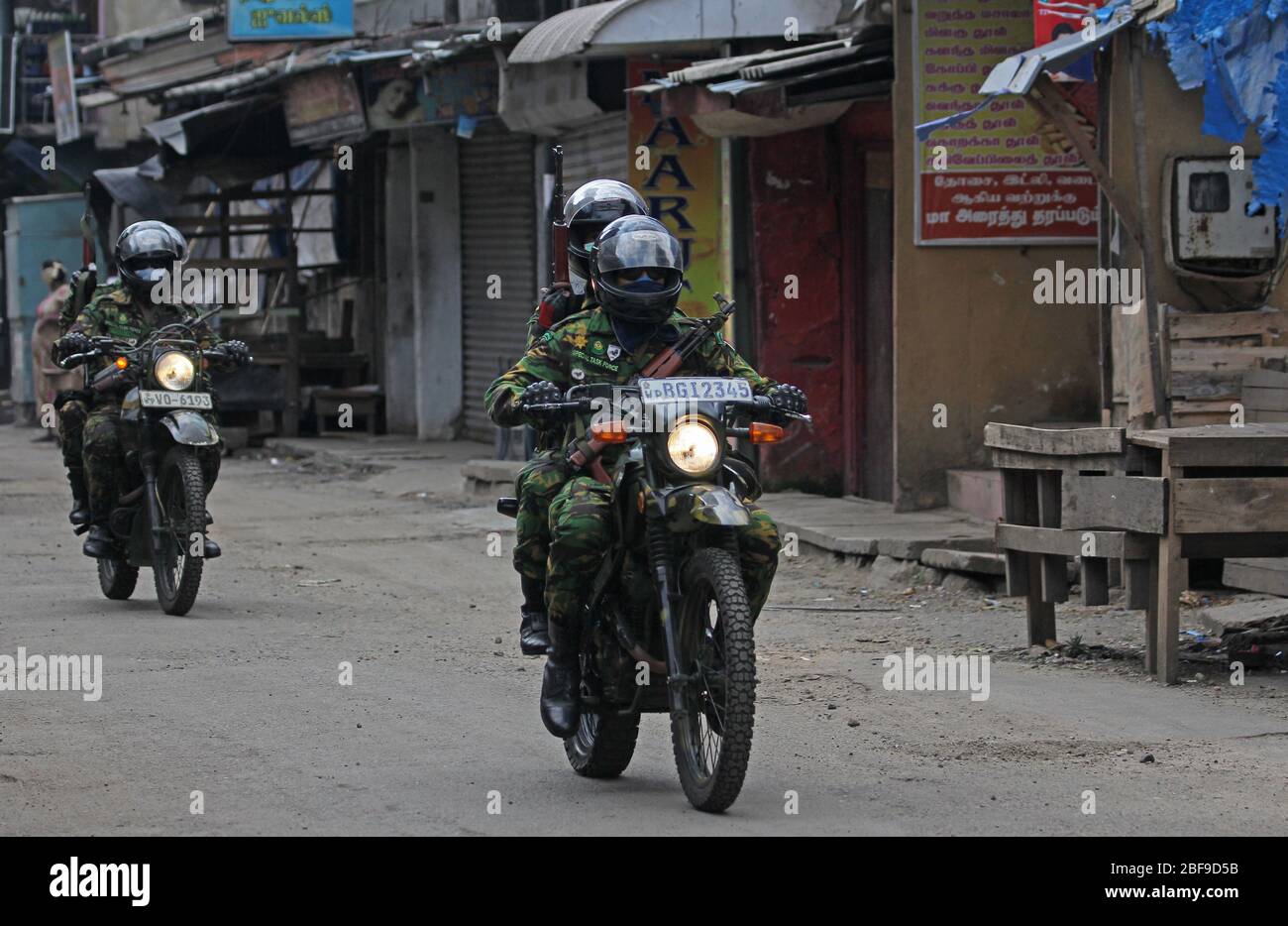 Sri lankan special special task force hi-res stock photography and ...