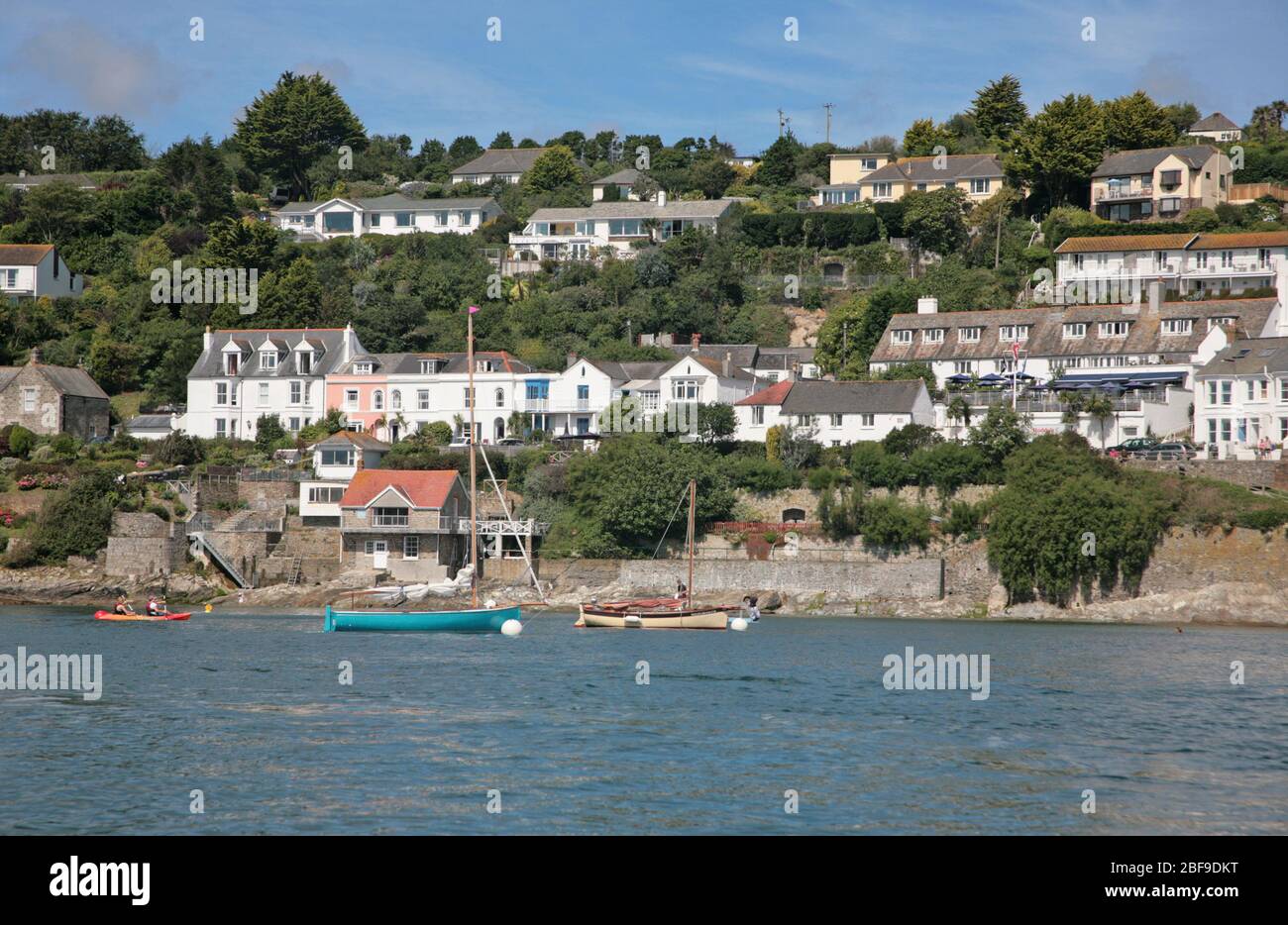St Mawes and harbour from the entrance to the Percuil River, Cornwall ...