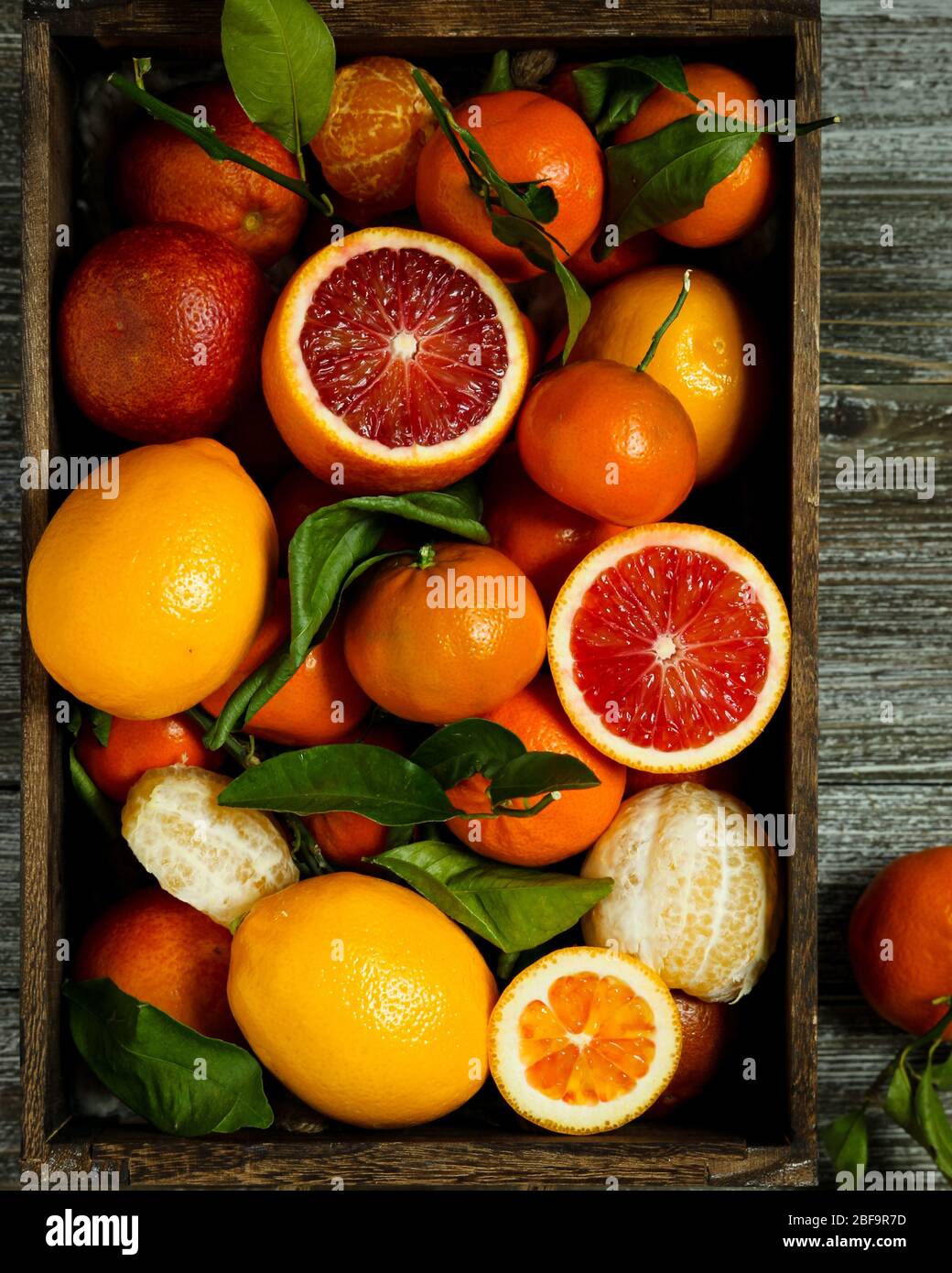 Box of Citrus Stock Photo - Alamy
