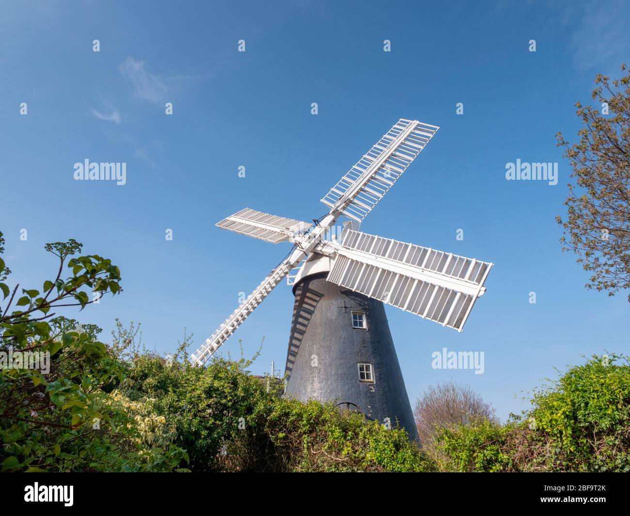 Windmill uk hi-res stock photography and images - Alamy