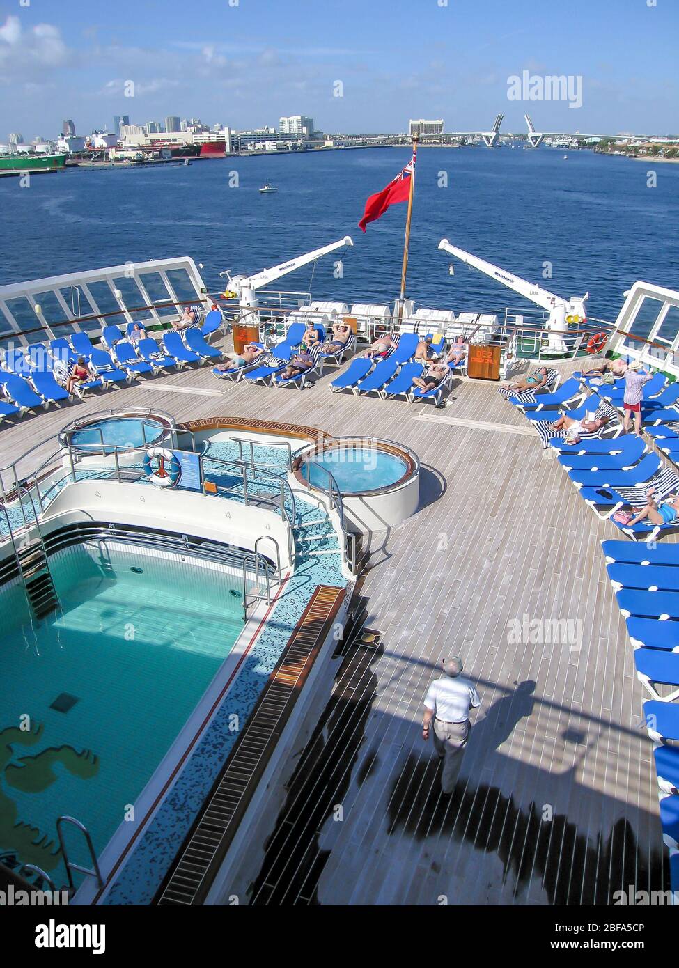 QE2 Pool Deck with Passengers Stock Photo - Alamy