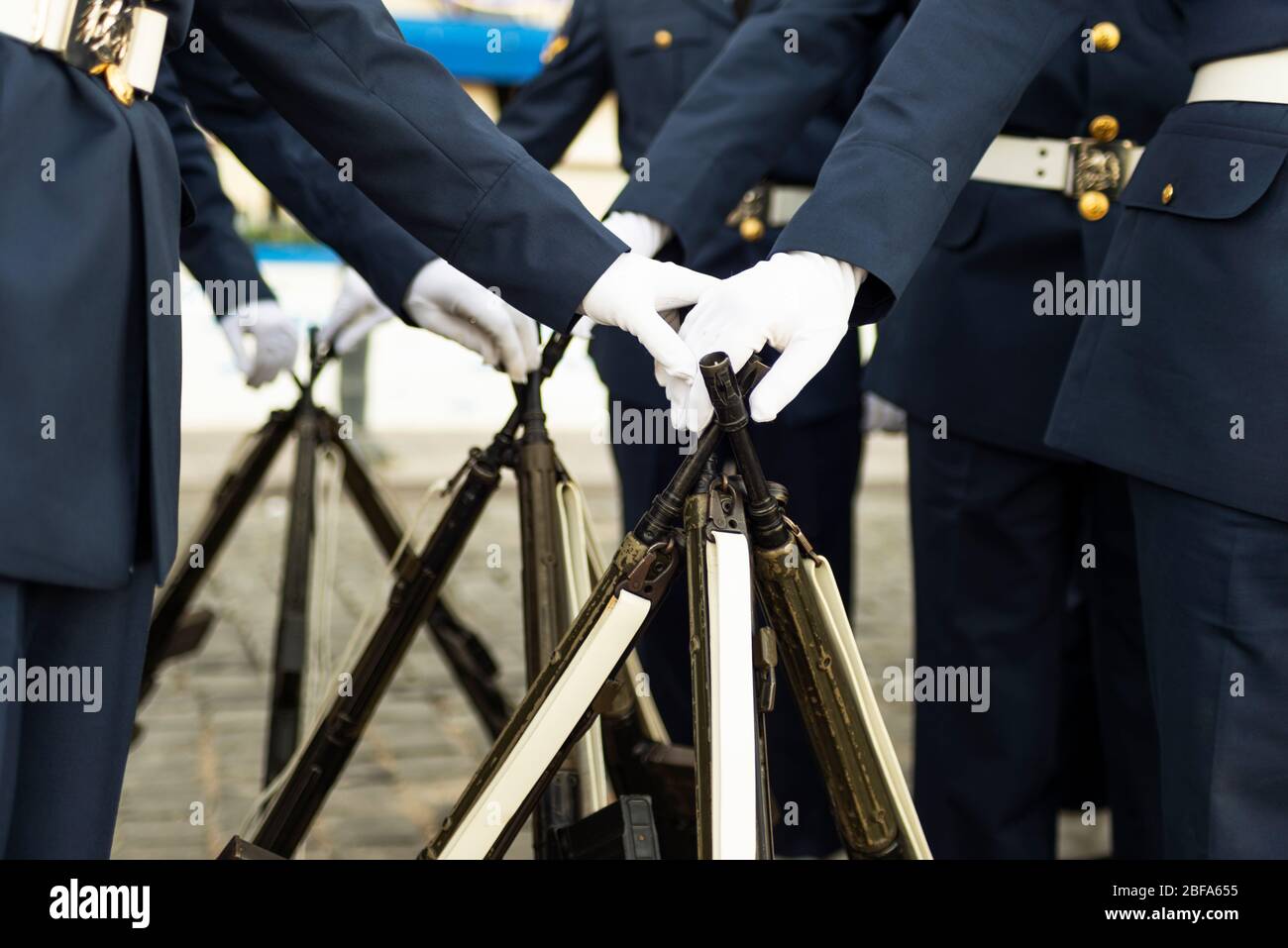 Stack of rifles hi-res stock photography and images - Alamy