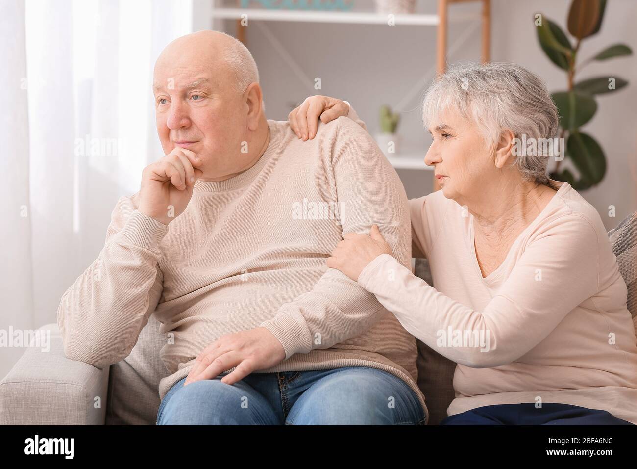 Elderly people suffering from mental disability at home Stock Photo - Alamy