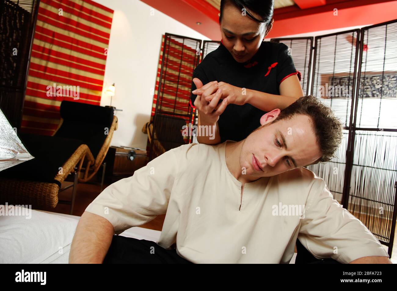 Thai techniques hi-res stock photography and images - Alamy