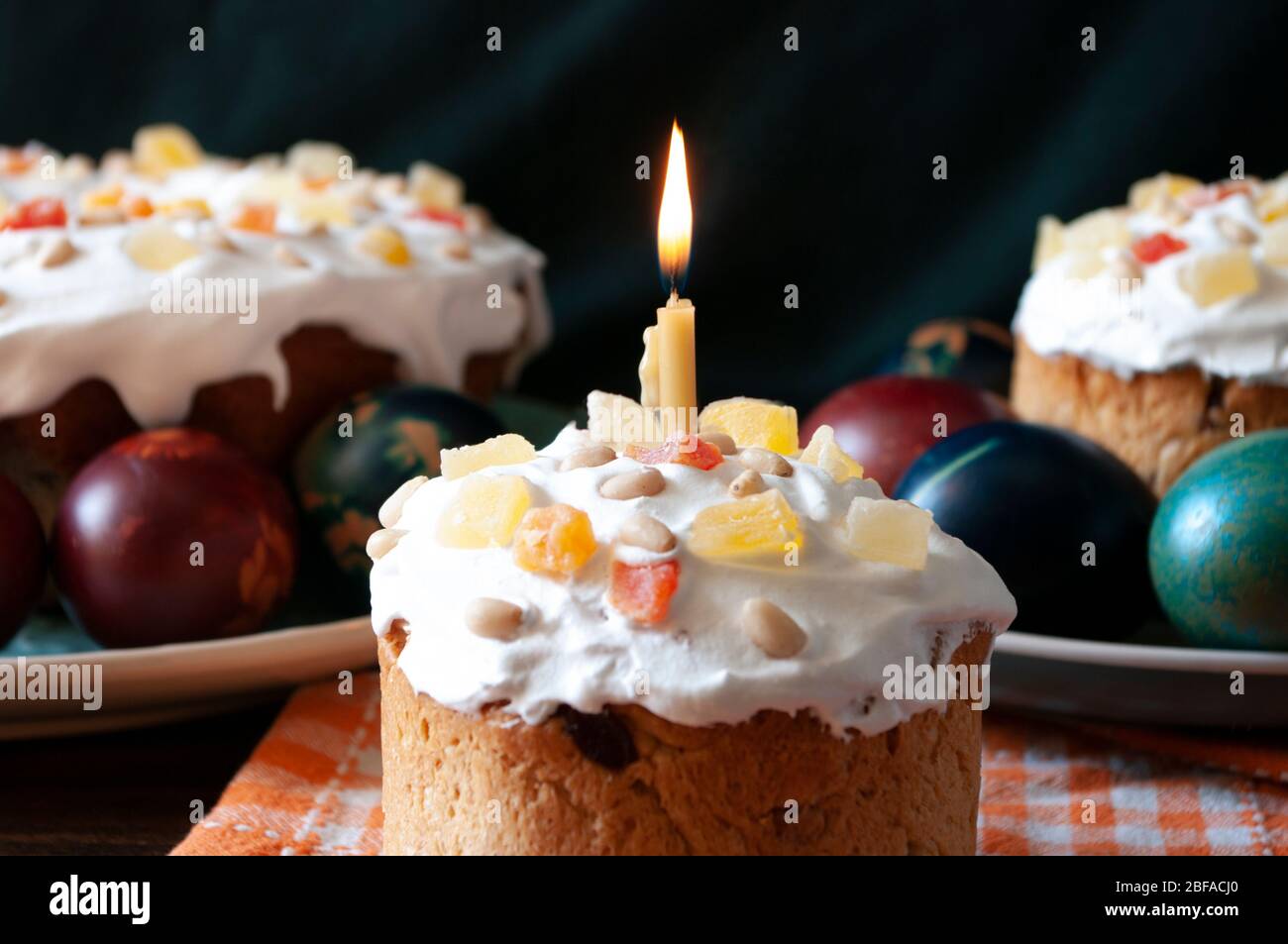 Russian easter eggs hi-res stock photography and images - Alamy