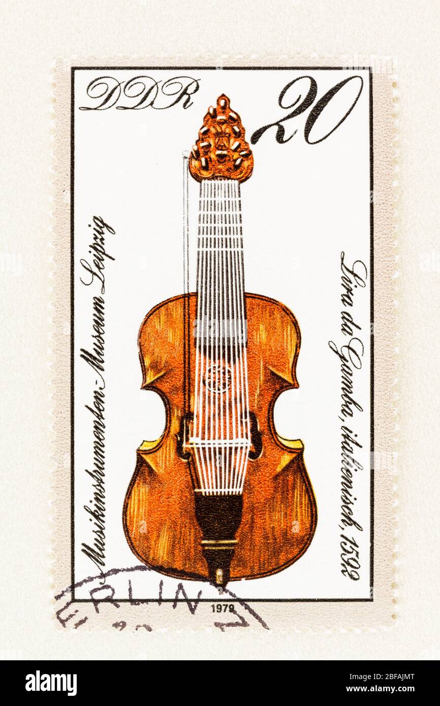 15 italian lira hi-res stock photography and images - Alamy