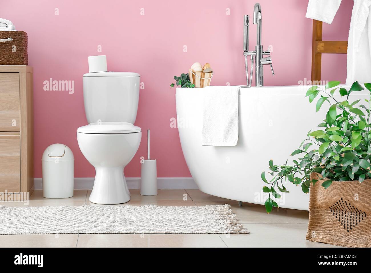 Interior of clean modern bathroom Stock Photo - Alamy