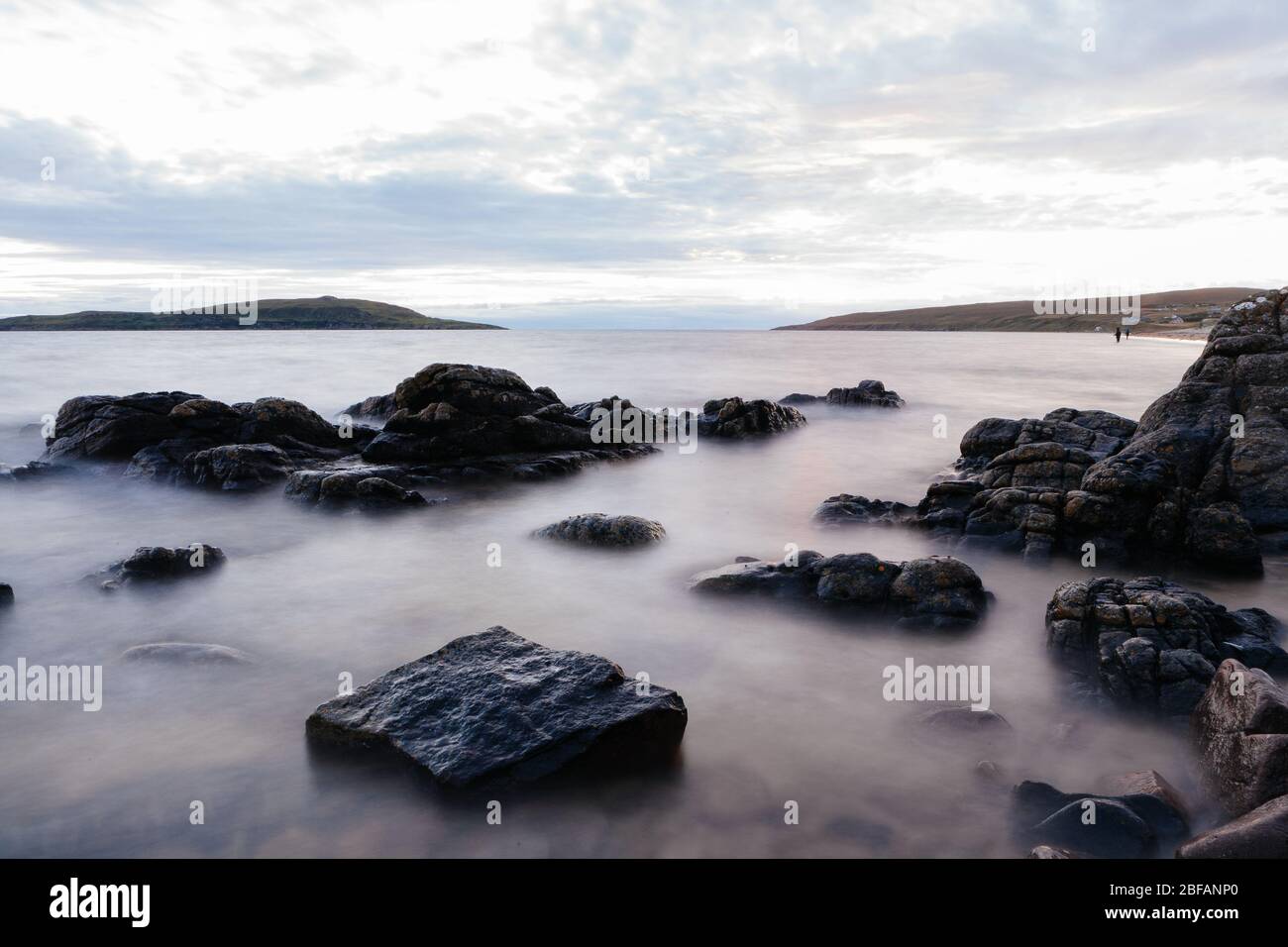 Big sand beach scotland long island hi-res stock photography and images ...