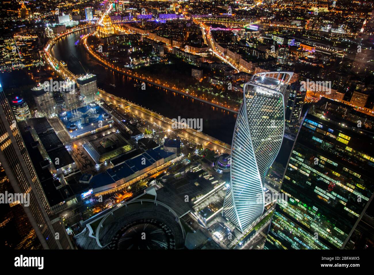 Tall metropolitan metropolis hi-res stock photography and images - Alamy