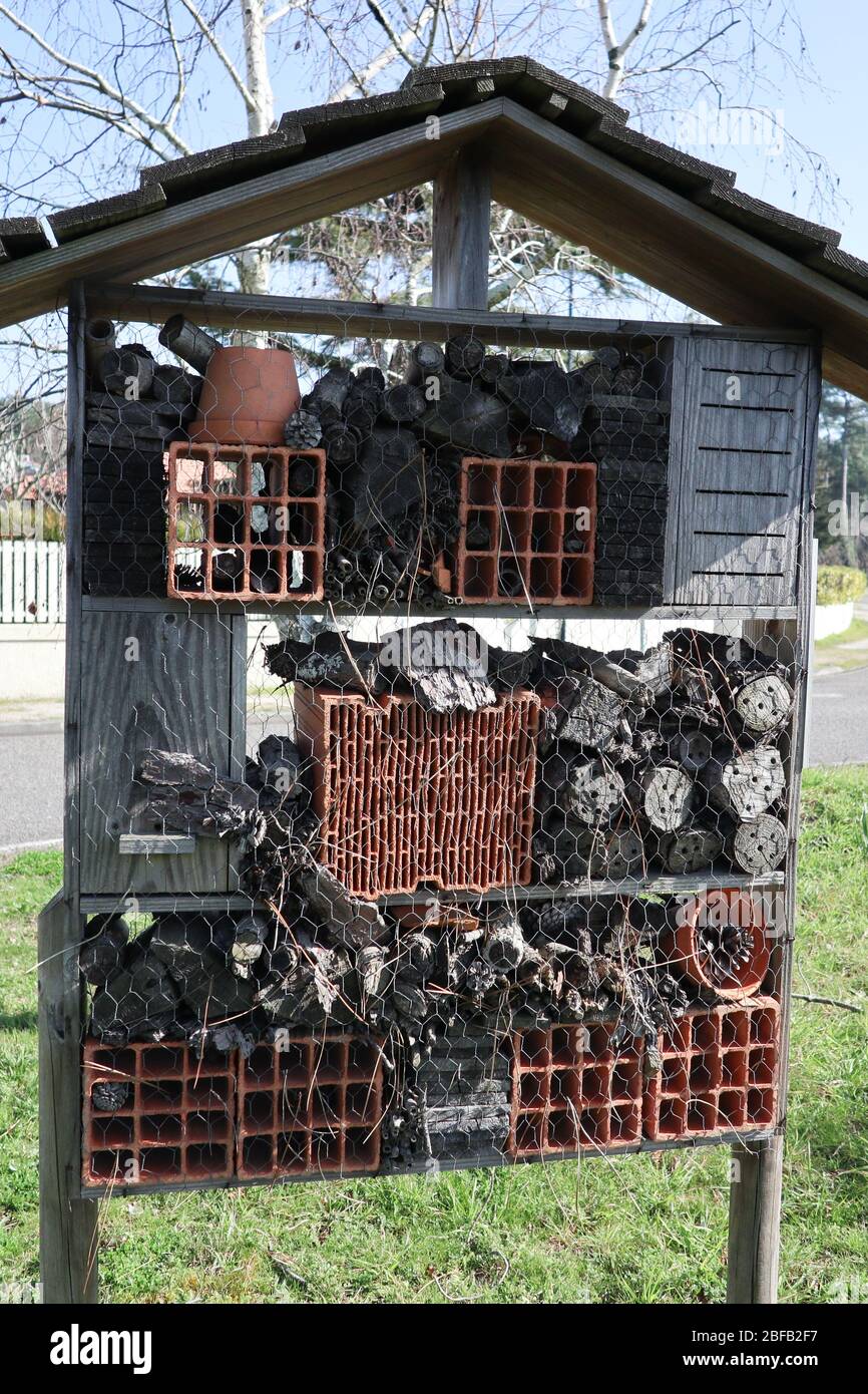 Pollinator shelter hi-res stock photography and images - Alamy