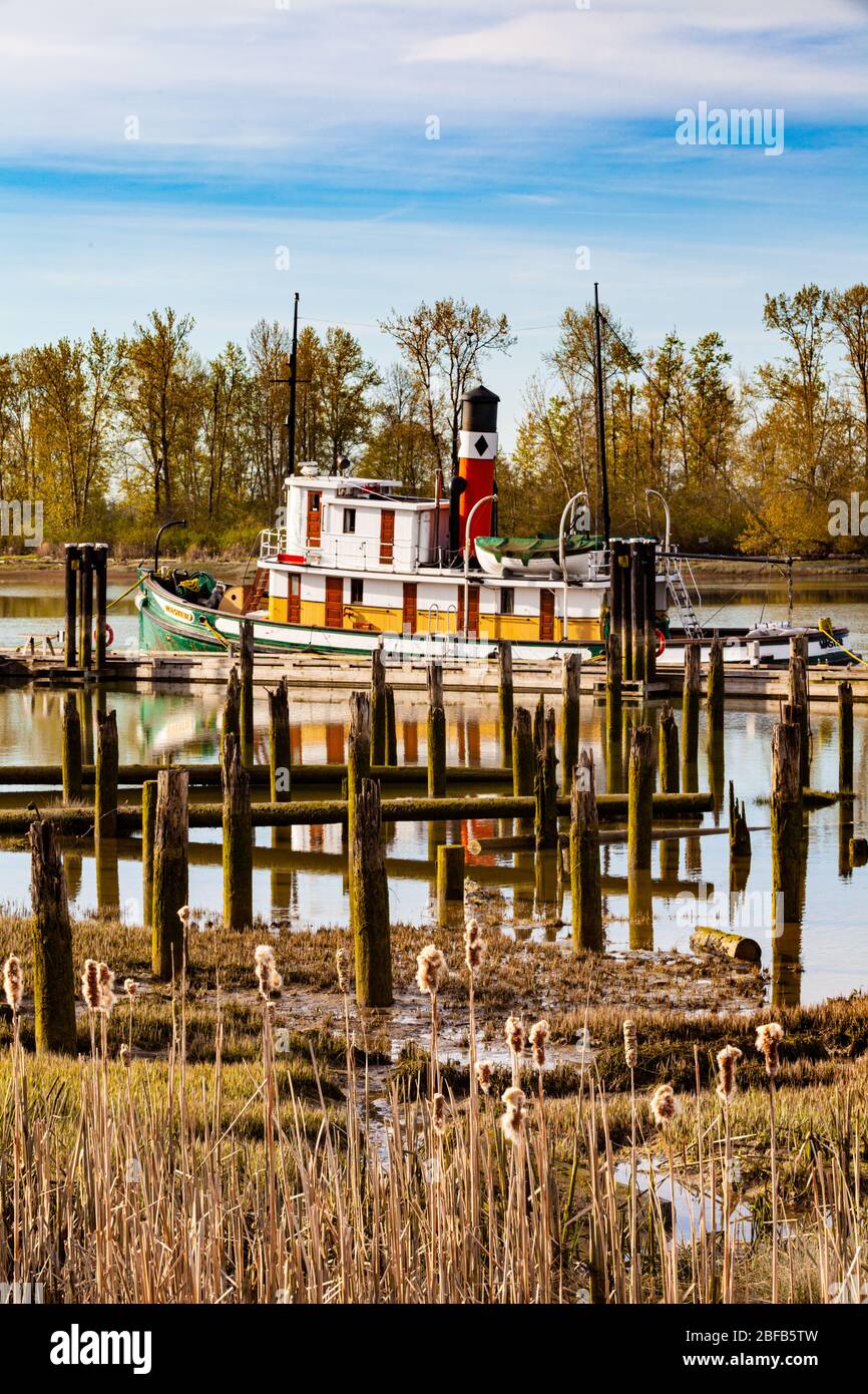 Steam tug historic vessel tug boat hi-res stock photography and images ...