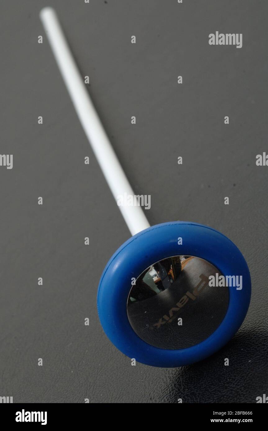 Tendon hammer hi-res stock photography and images - Alamy